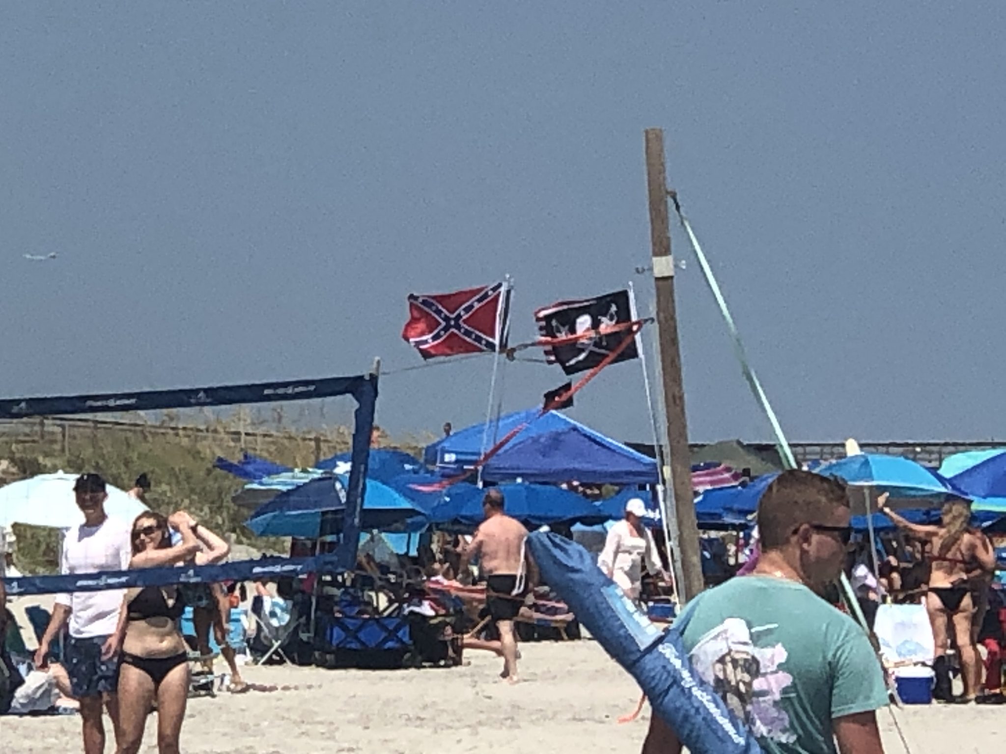 Tourists Flying The Confederate Flag in Charleston - Sons of ...